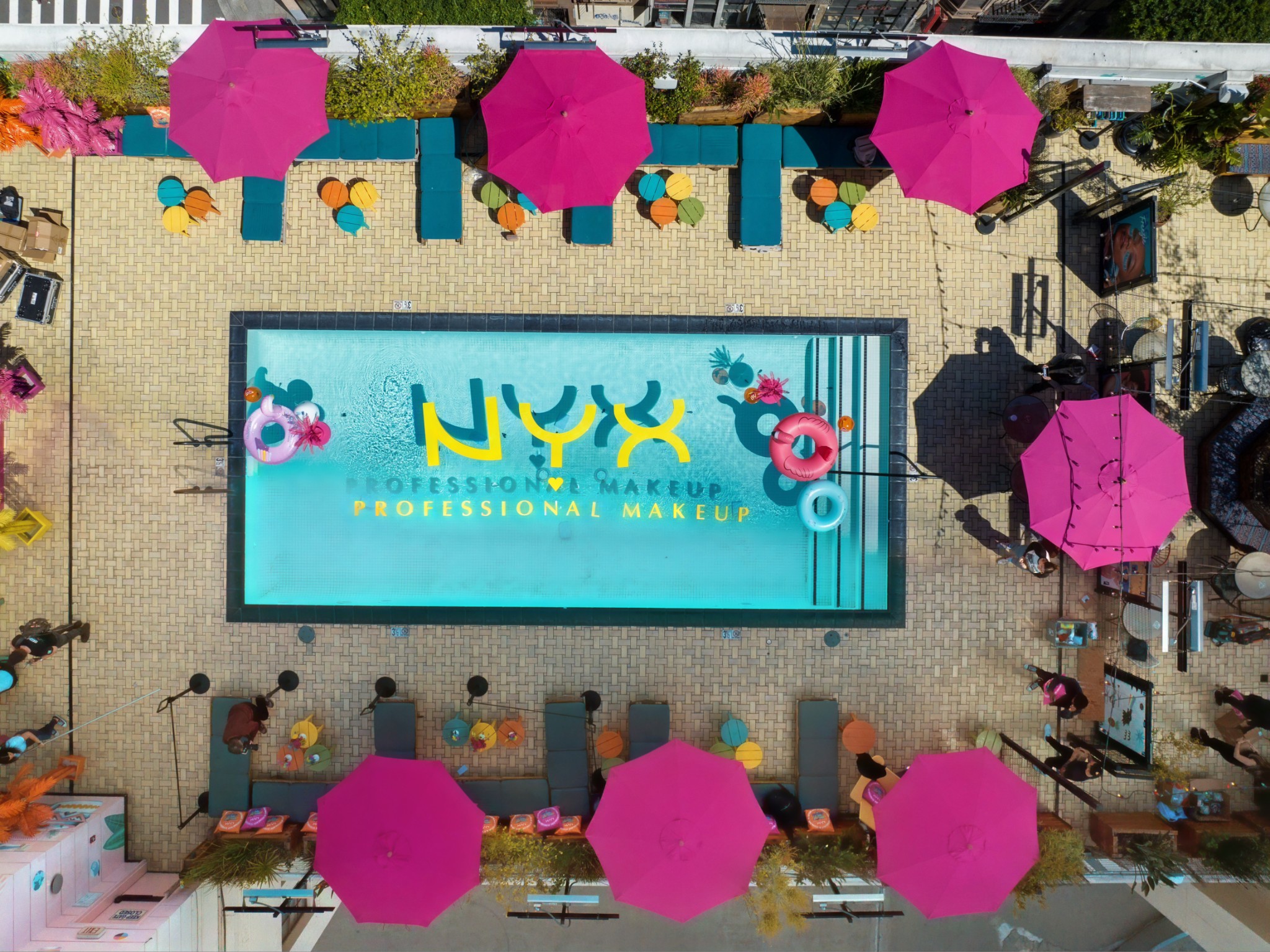 Laguna Beach Party Decor - Party Supplies & Custom Decor- Delivery to ...